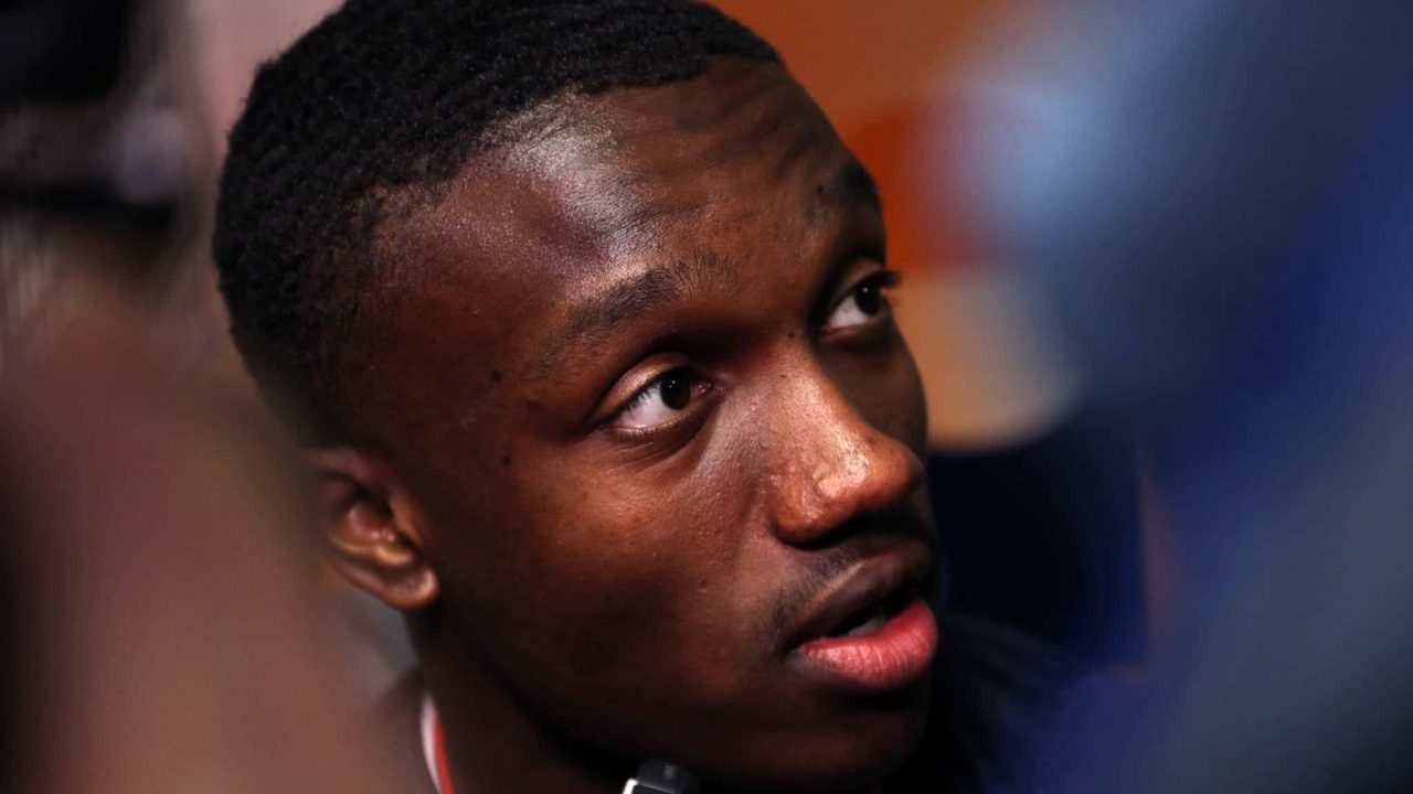 New York Knicks pick up Jared Harper's 2-way contract