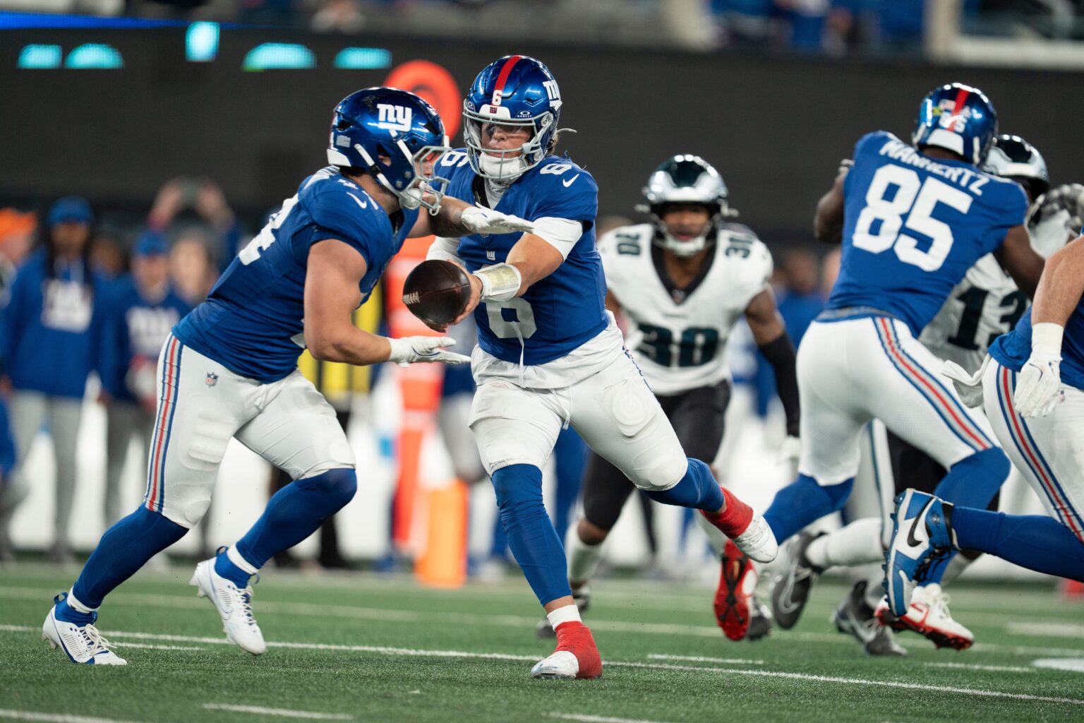 Giants vs Eagles Odds, Spread, Prediction: Philadelphia Revenge Angle ...