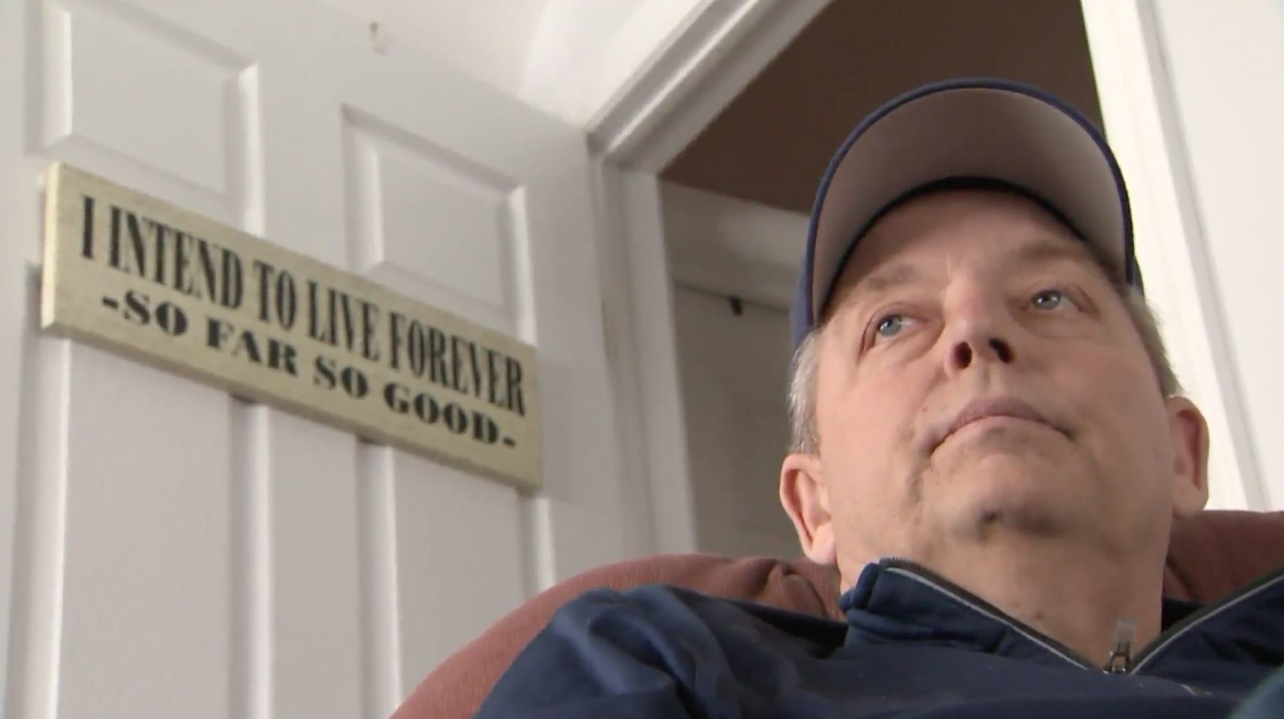 Once Honored by New York Islanders, Ray Pfeifer Dies a Hero