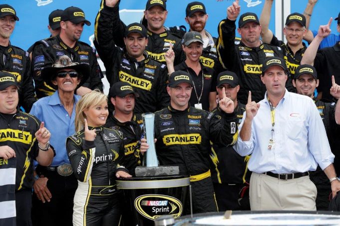 From Fan to Owner: Andrew Murstein and His New York Lizards and NASCAR ...