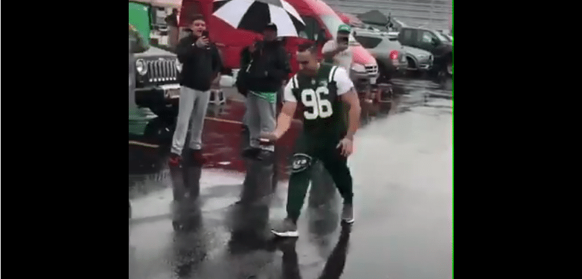 New York Jets Fan Holds Gender Reveal At Tailgate