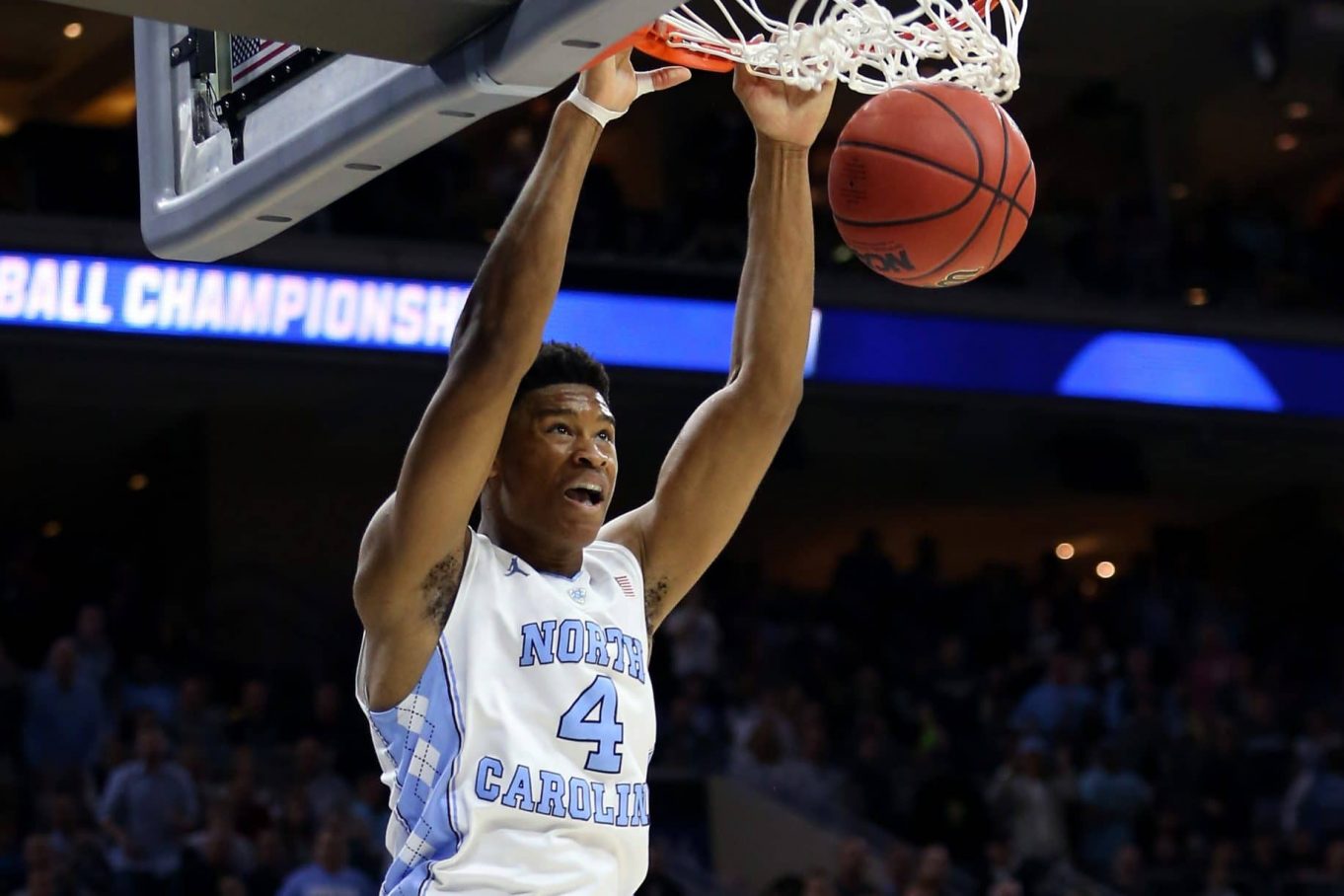 New York Knicks: Is it time to give a long look to Isaiah Hicks?