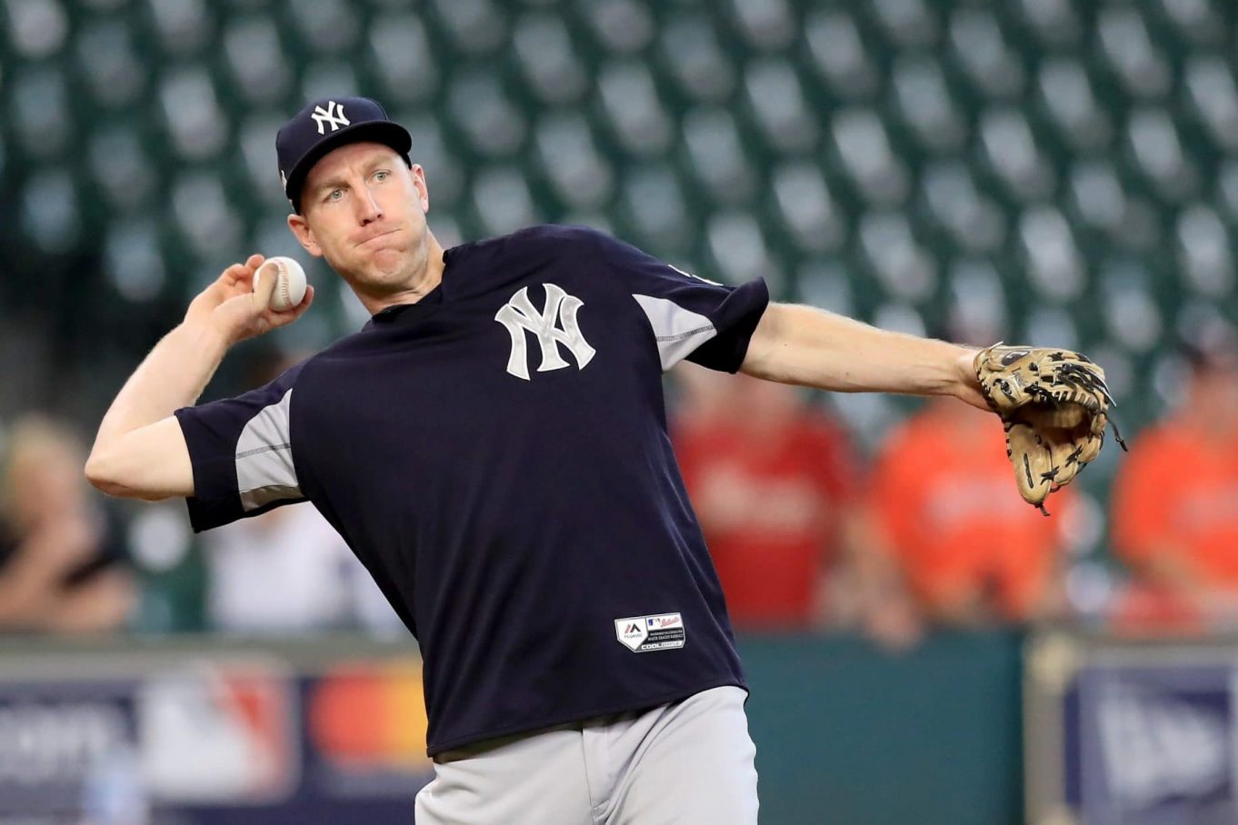 New York Yankees: Why is Todd Frazier still a free agent?