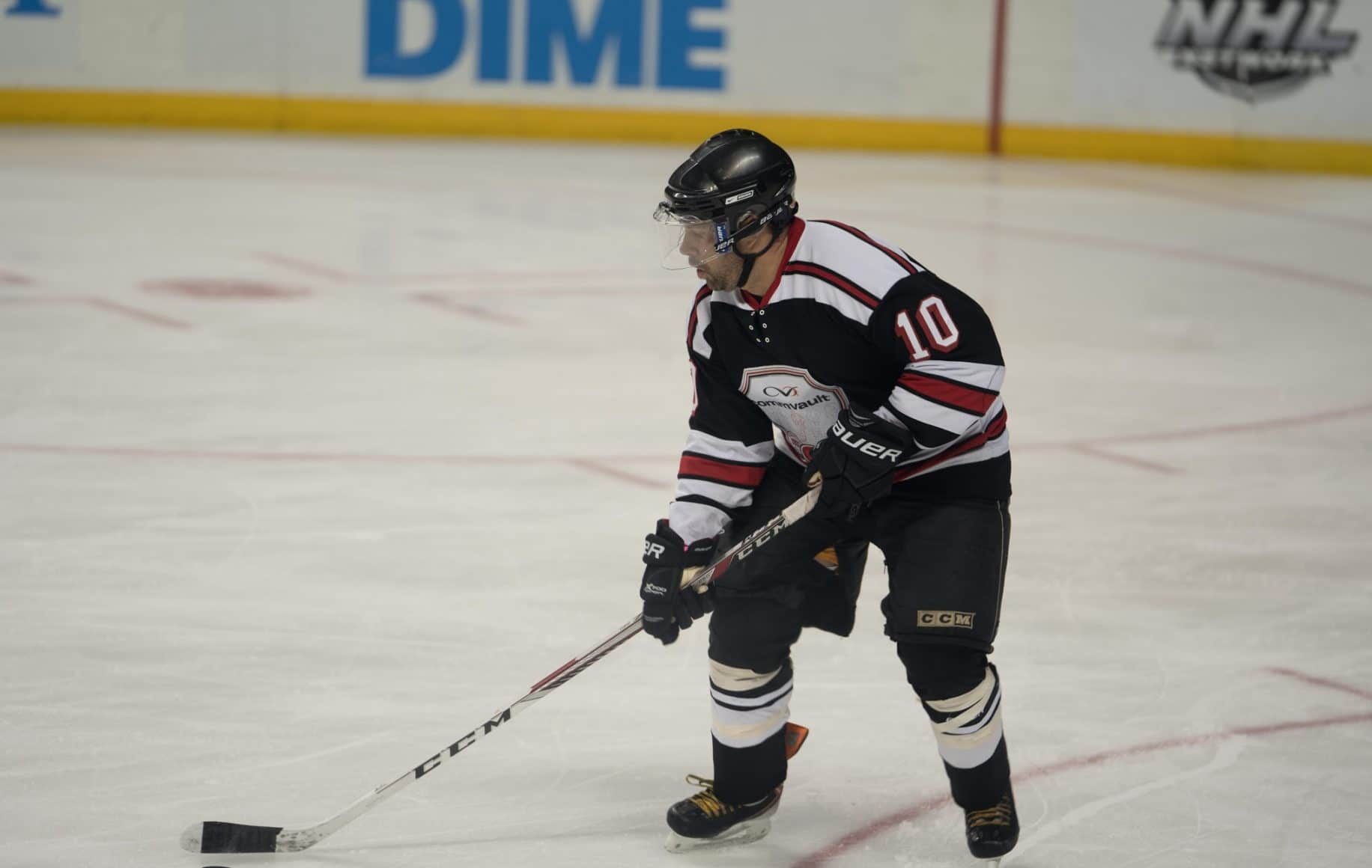 Randy De Meno, Brian Bellows performing wonders with Hockey Helping Kids