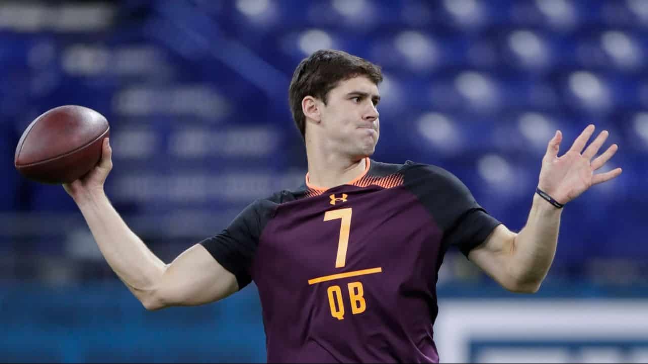 New York Giants highlights: Daniel Jones throwing on the practice field