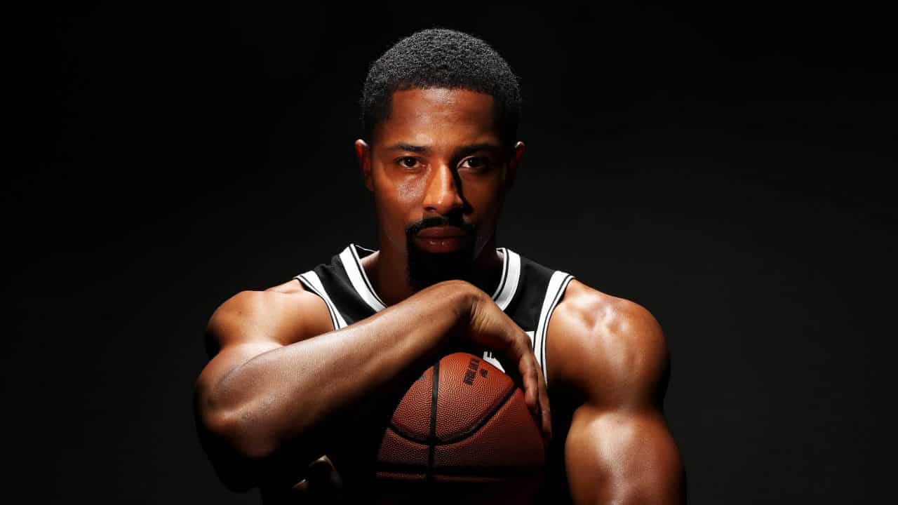 Brooklyn Nets video: Spencer Dinwiddie posterizes Tobias Harris