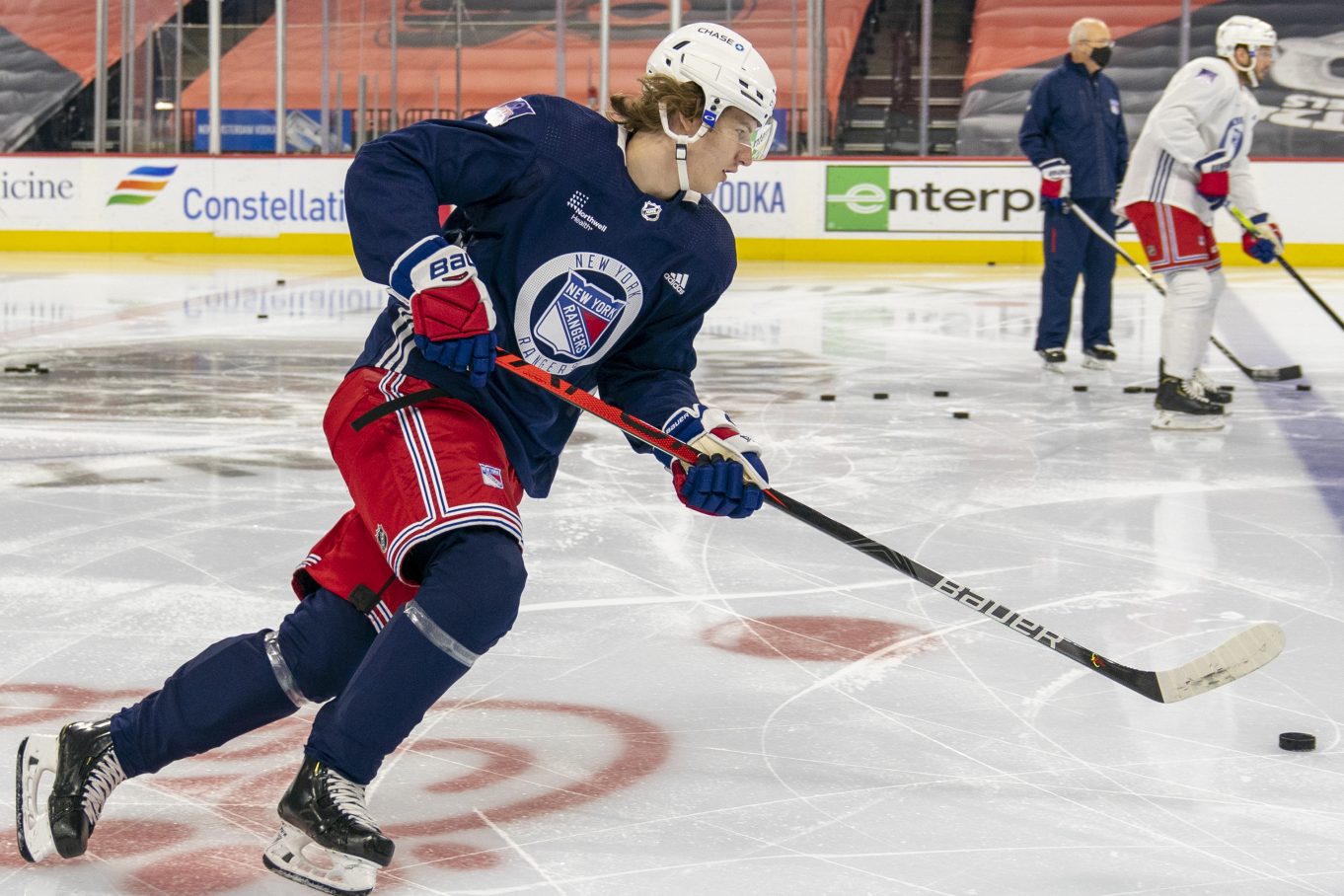 How will Vitaly Kravtsov impact the Rangers line options?