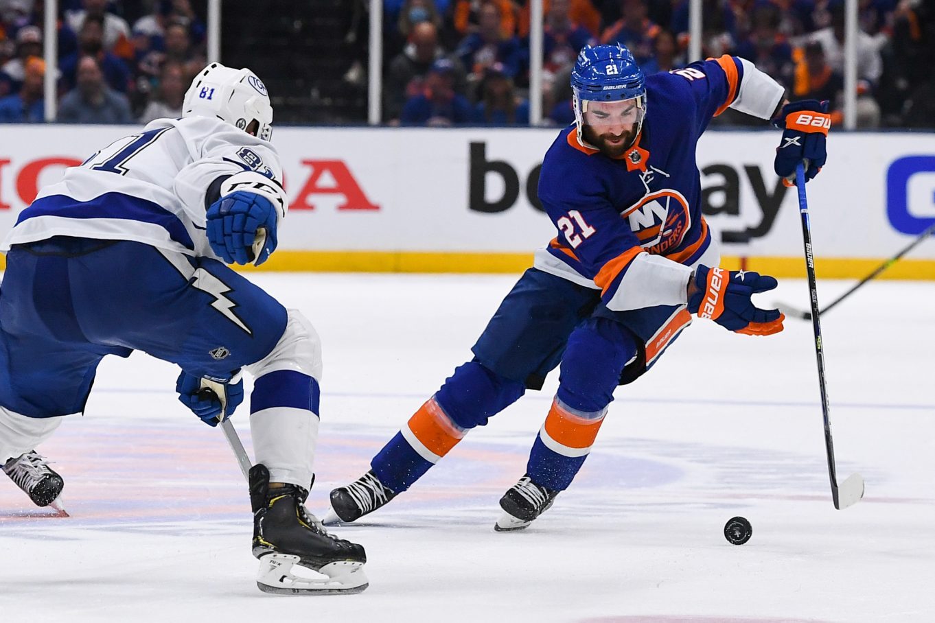 Kyle Palmieri to remain with Islanders, will sign long-term deal
