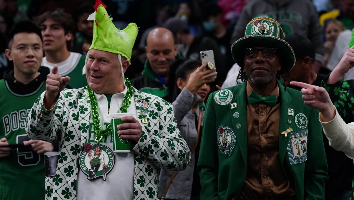 Brooklyn Nets: NBA fines Kyrie Irving $50k for middle-finger salute